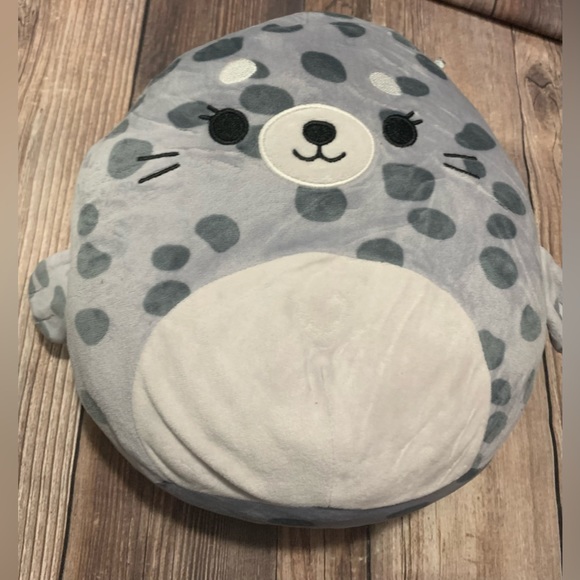 Squishmallows | Toys | Squishmallows Isis Gray Spotted Sealsea Life ...